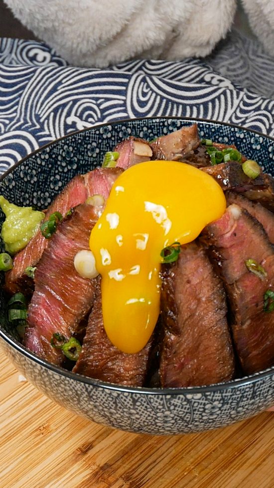 Steak Donburi - Beef Steak Rice Bowl Recipe - Jecca Chantilly