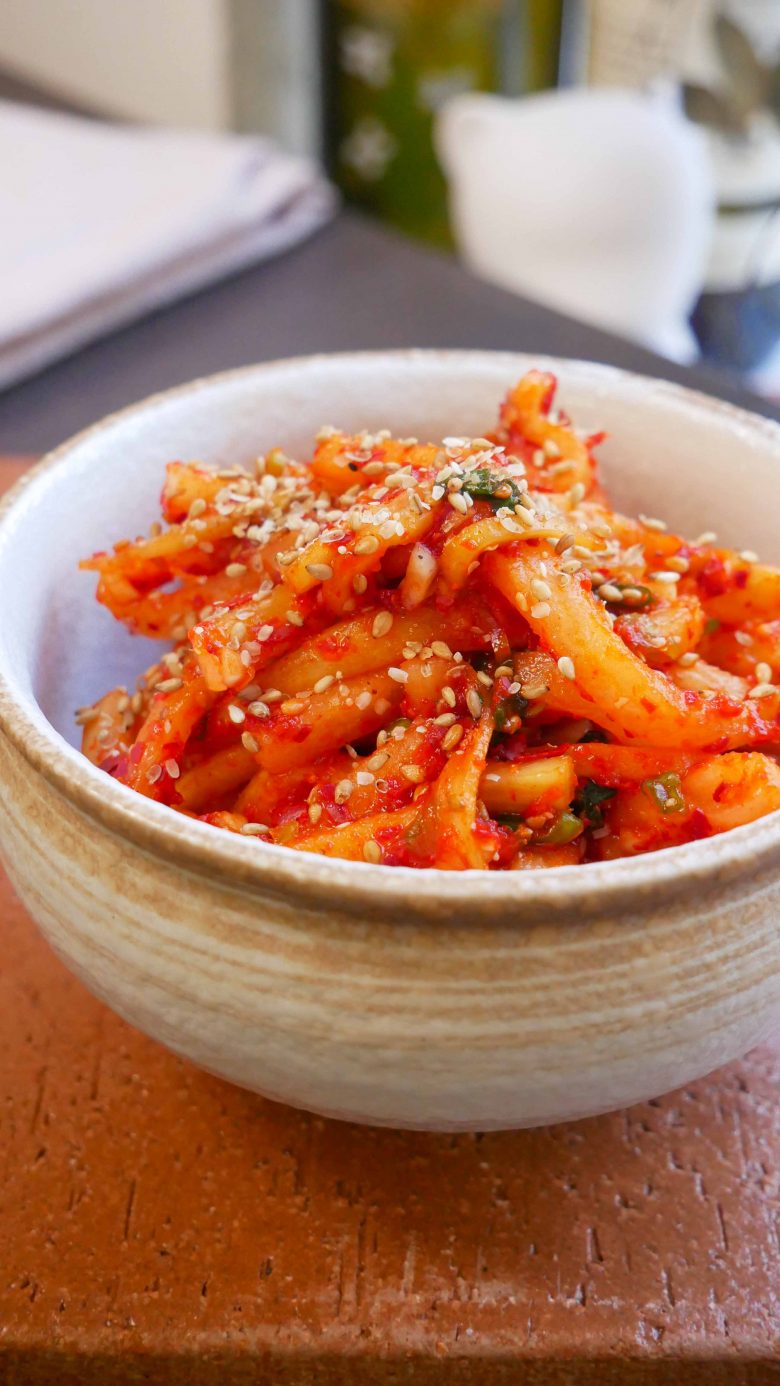 Korean Radish Salad Recipe - Musaengchae [무생채] - Jecca Chantilly