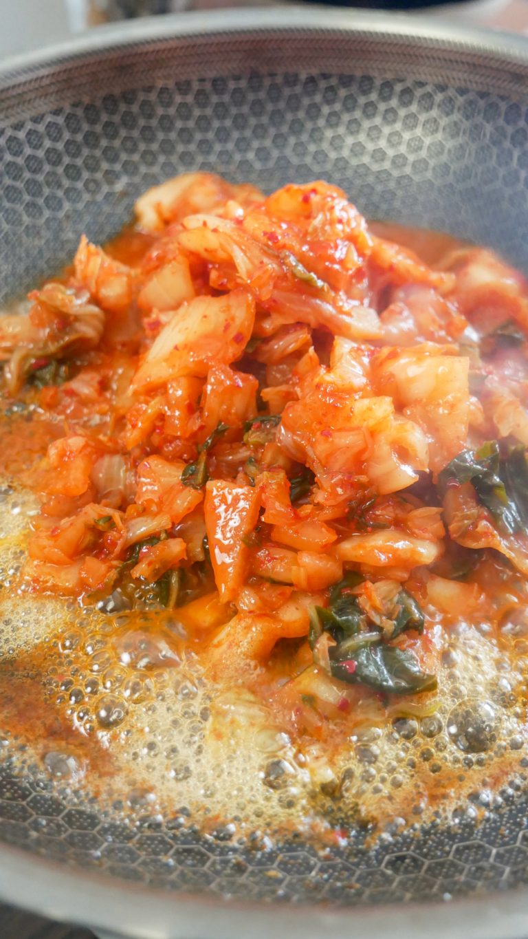 Kimchi Grilled Cheese Sandwich Recipe - 김치 그릴치즈 - Jecca Chantilly