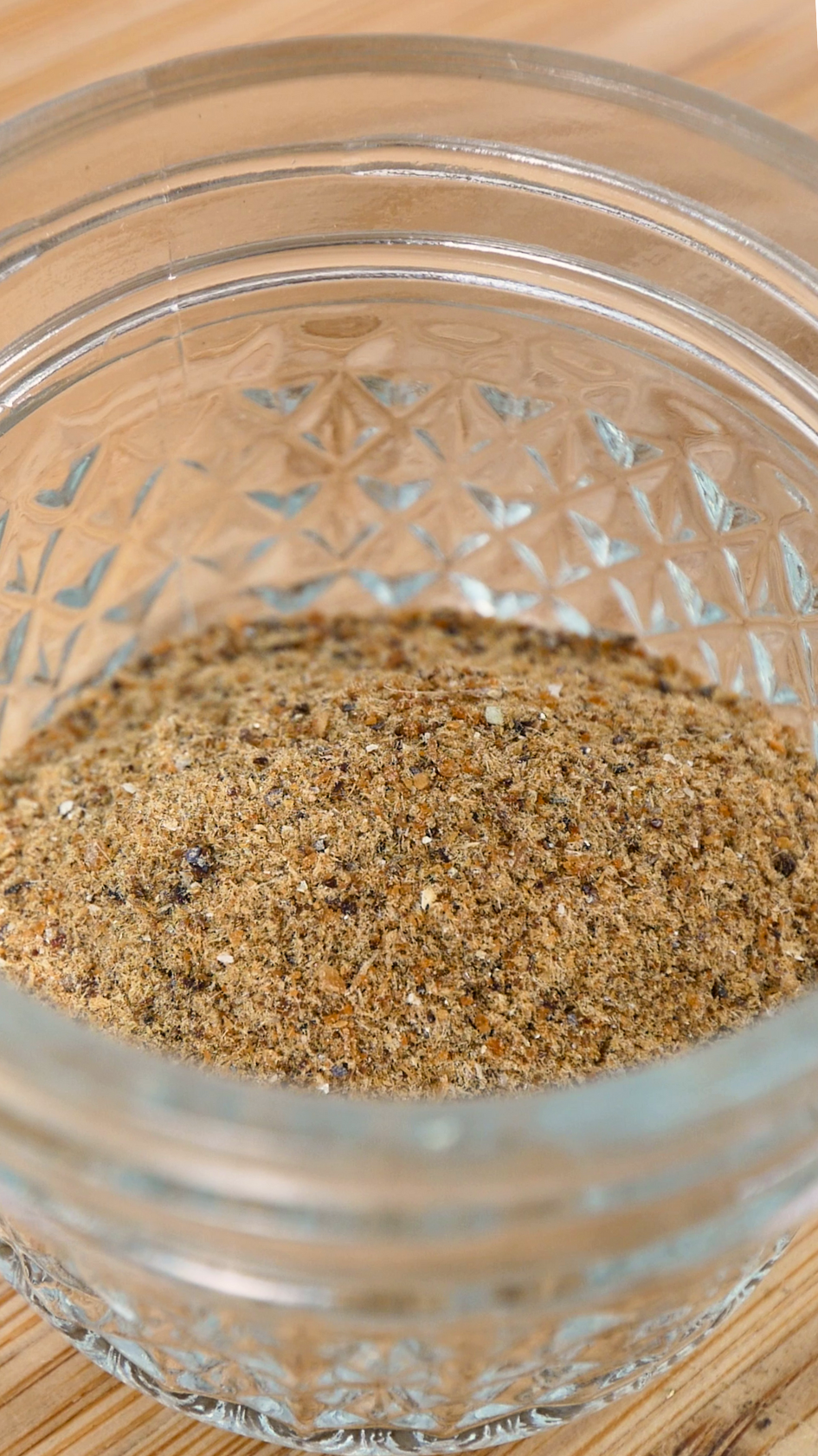 Homemade Anchovy Powder Recipe - 멸치가루 (Myulchi Garu) - Jecca Chantilly