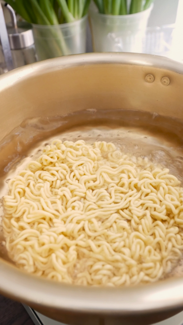 Chili Oil Ramen - Jecca Chantilly
