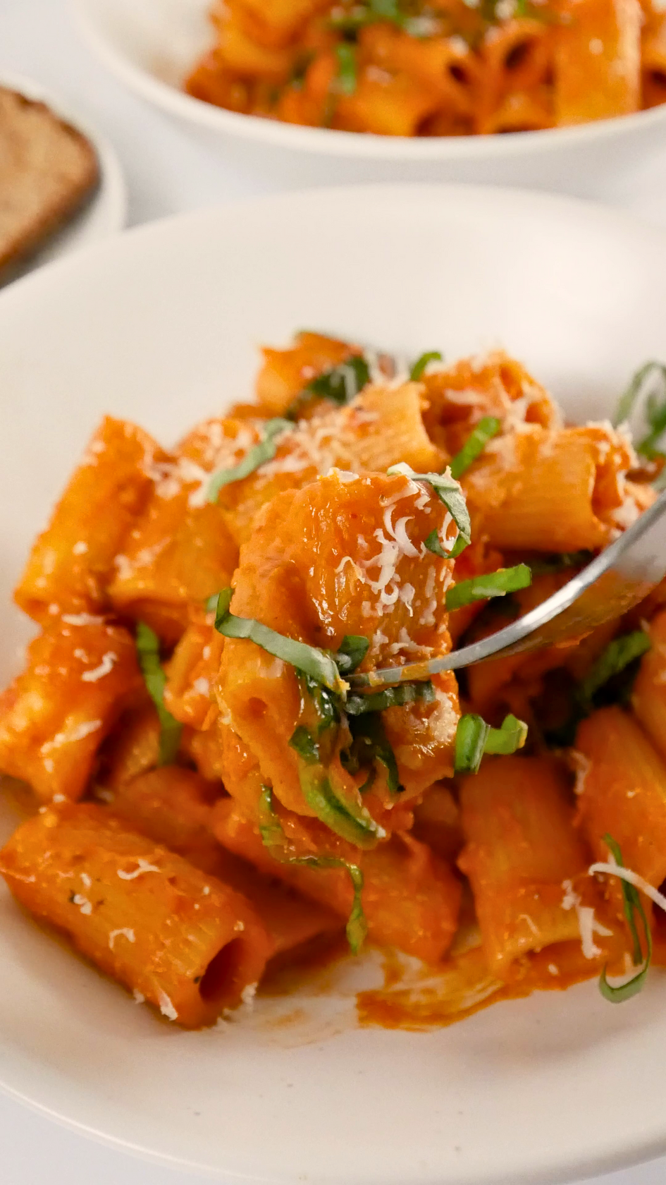 Spicy Gochujang Pasta Recipe (with Shrimp) - Jecca Chantilly