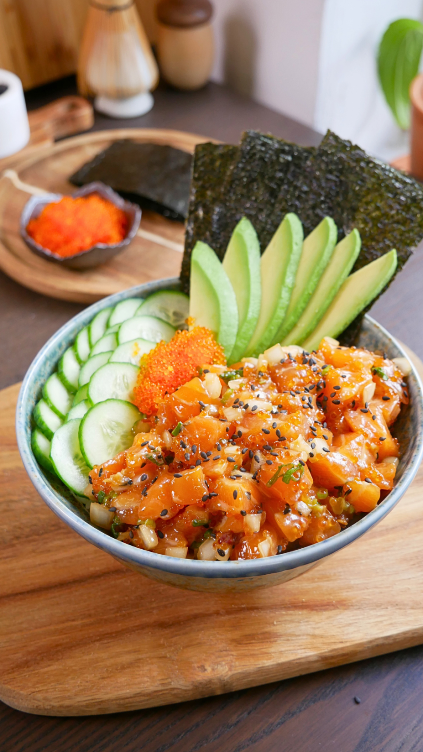 Easy Hawaiian Salmon Poke Recipe - Jecca Chantilly