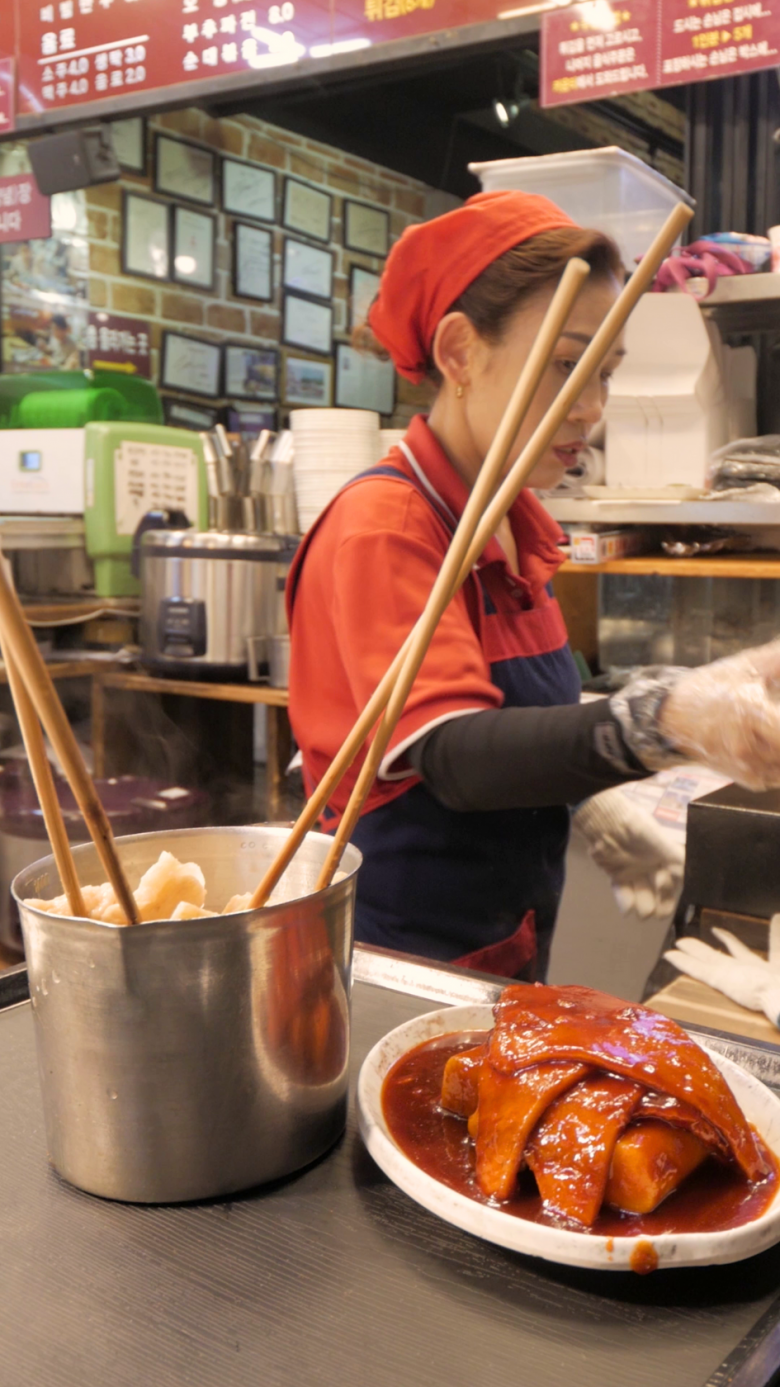 Korean Fish Cake Soup - 오뎅국 (Odeng Guk) - Jecca Chantilly
