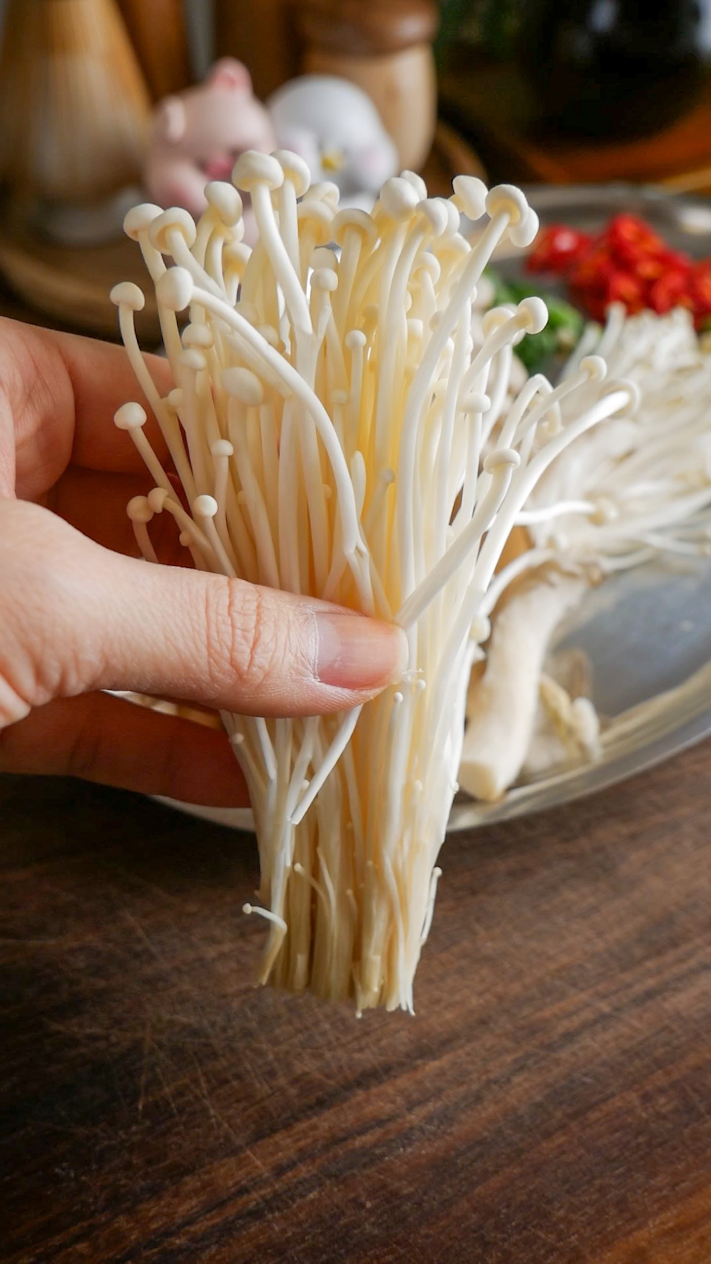 15-Minute Mushroom Instant Ramen Recipe - Jecca Chantilly