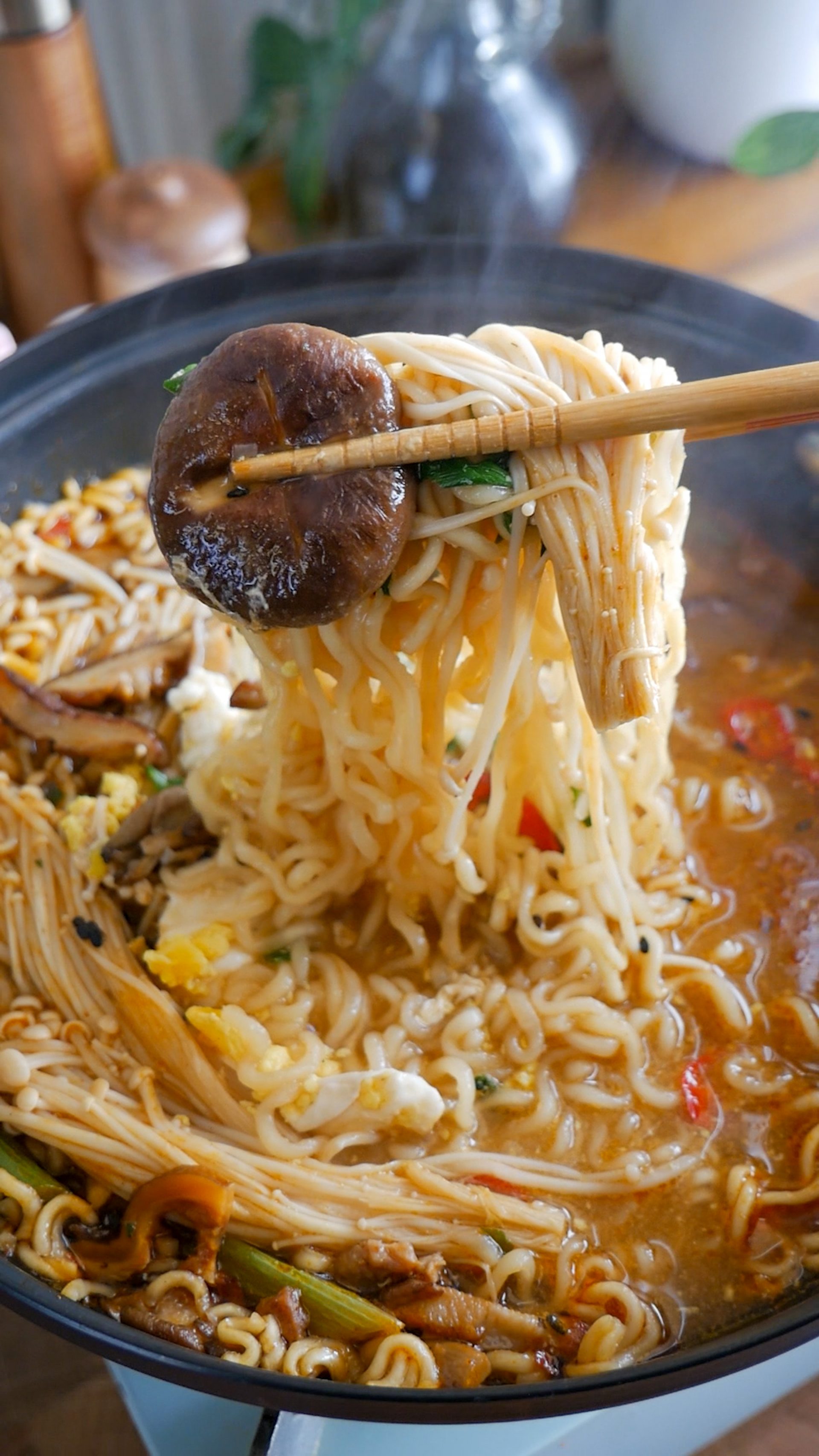 15-Minute Mushroom Instant Ramen Recipe - Jecca Chantilly