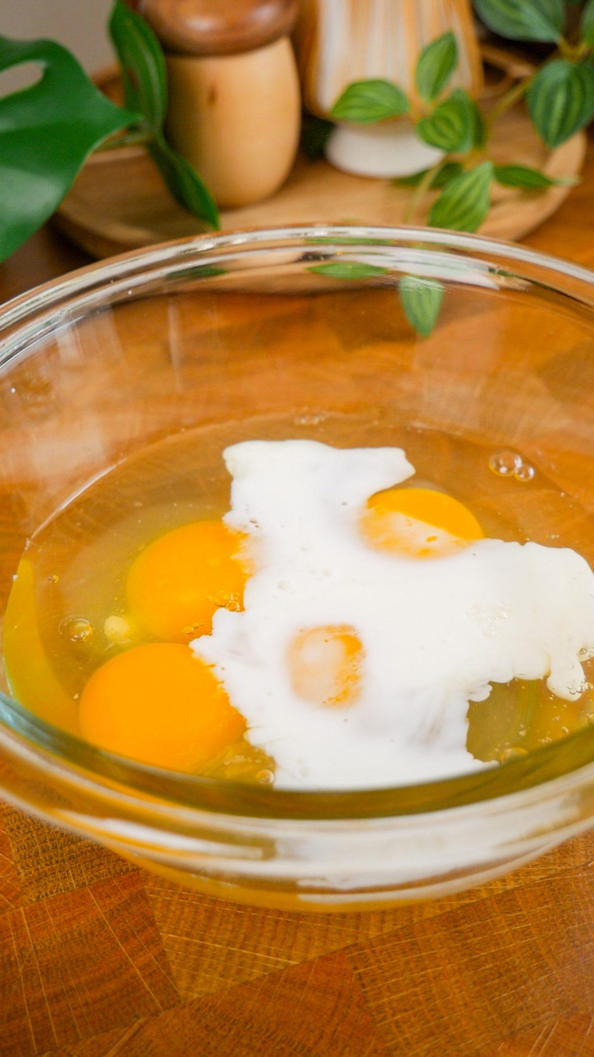 Fancy Korean Egg Drop Breakfast Sandwich Recipe - Jecca Chantilly