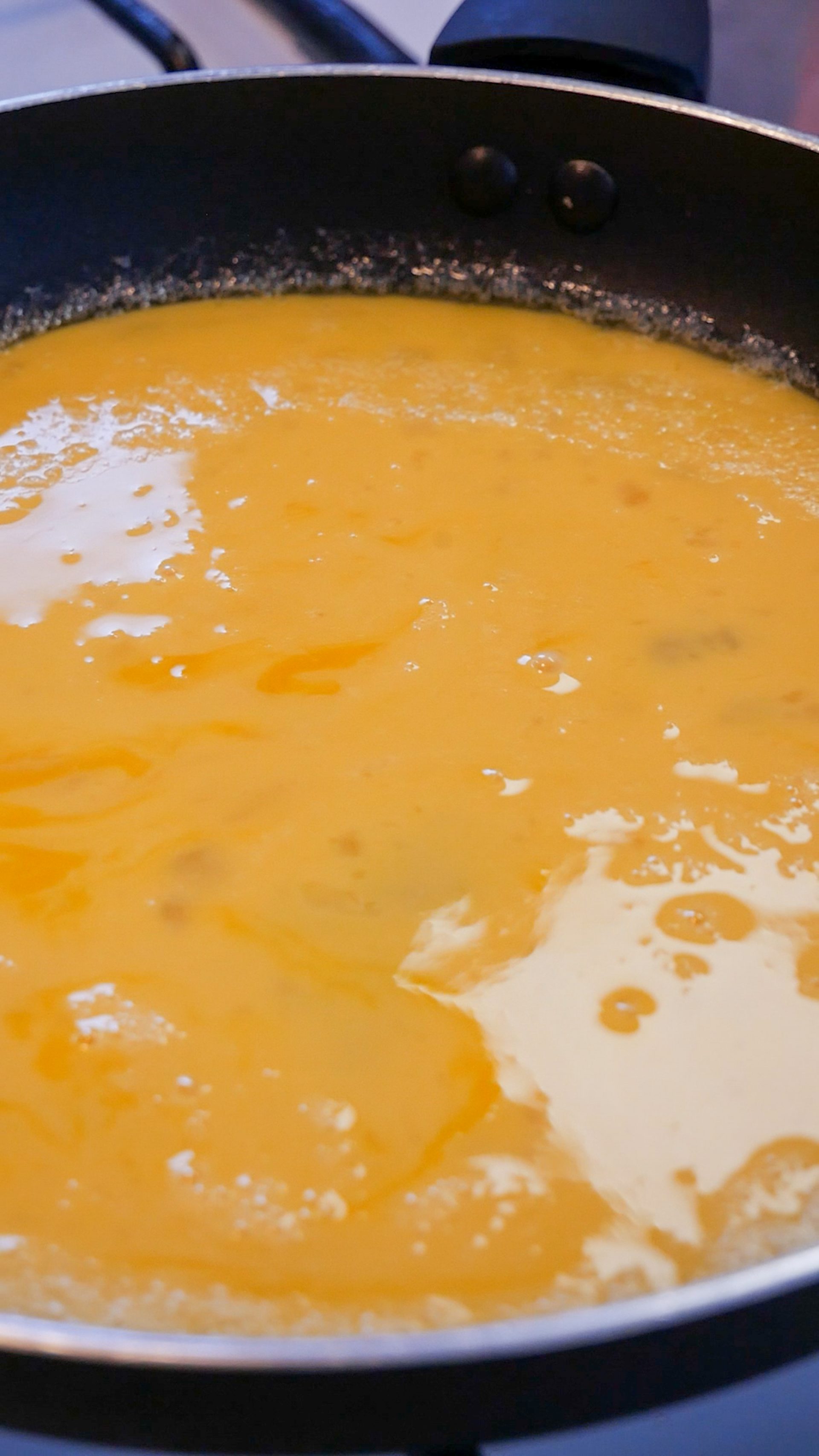 Fancy Korean Egg Drop Breakfast Sandwich Recipe - Jecca Chantilly