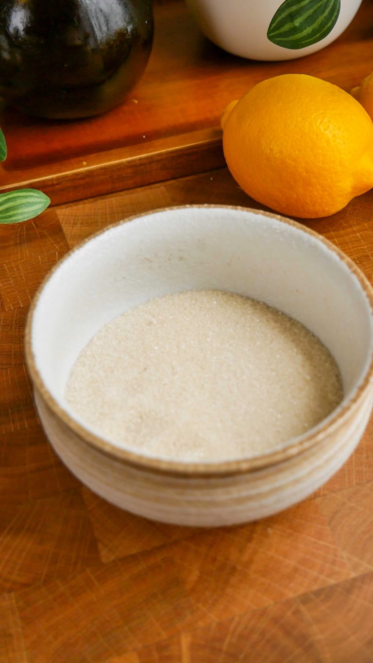 Mini Lemon Basque Cheesecakes Recipe - Jecca Chantilly