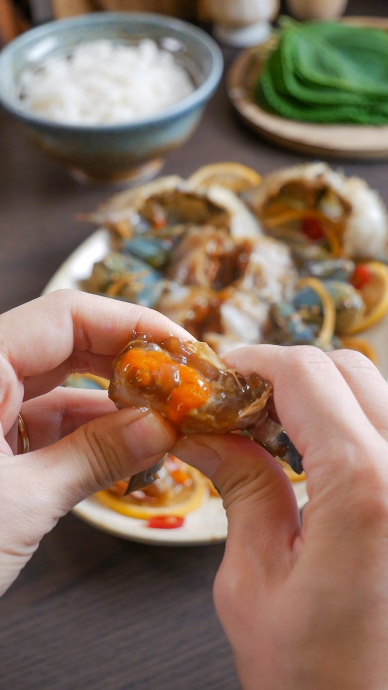 Soy Marinated Raw Crab - 간장게장 (Ganjang Gejang) - Jecca Chantilly