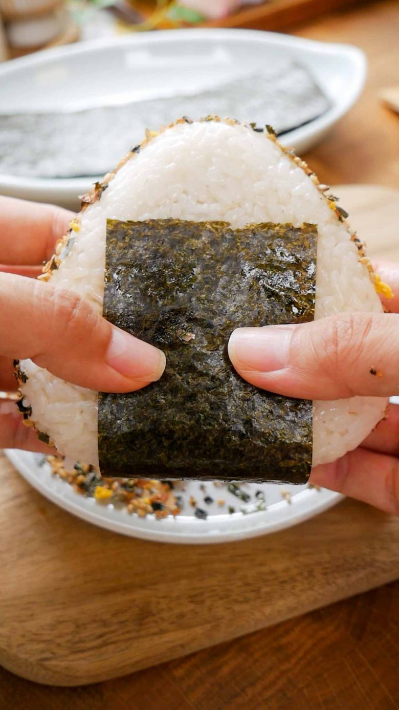 Spam Onigiri Recipe - Jecca Chantilly