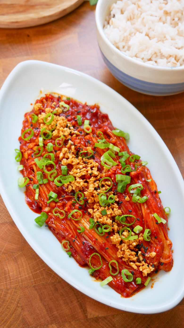 15-Minute Spicy Enoki Mushrooms Recipe - Jecca Chantilly