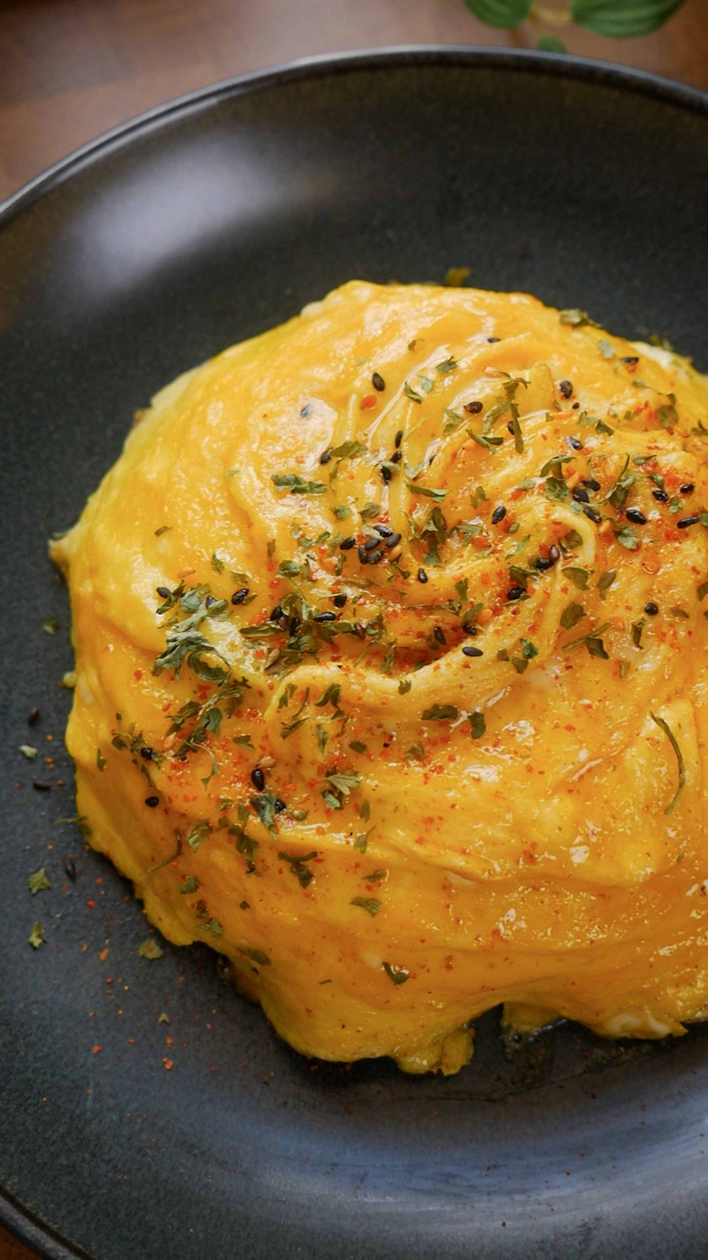 Tornado Egg Omelette - Jecca Chantilly